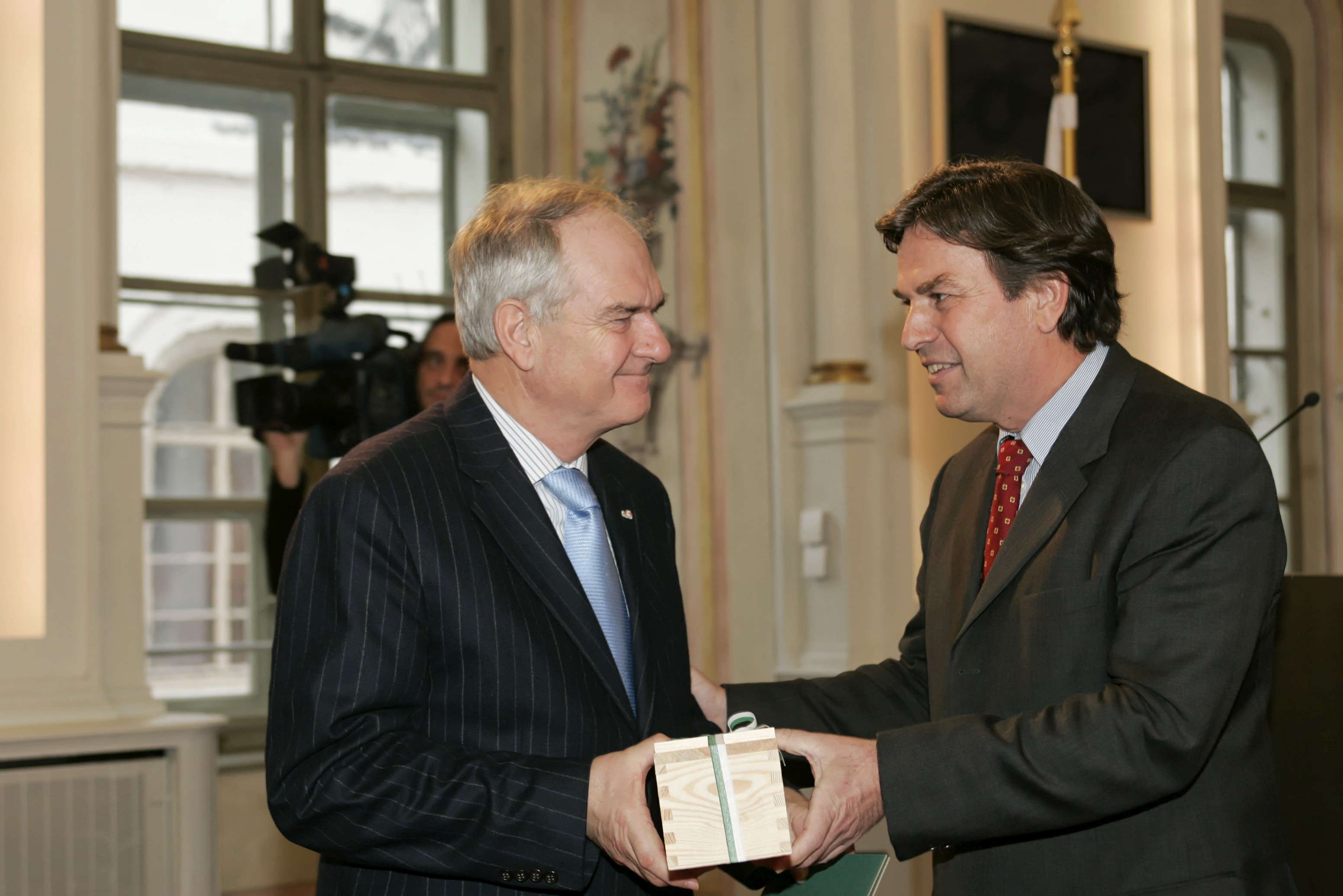 Amtsübergabe an der Spitze der Beamtenschaft - Verwaltung - Land Steiermark